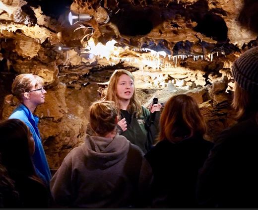 Crystal Cave – Spring Valley, WI – Explore the Wild and Scenic St Croix ...